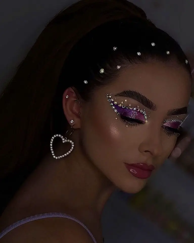 27 Euphoria Makeup Looks: Inspired by Maddie, Jules, Rue, and Cassie ...