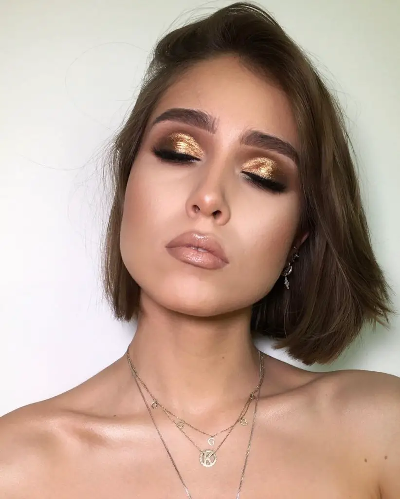 31 Stunning Gold Eye Makeup Looks - Perfect for Weddings, Prom, and ...