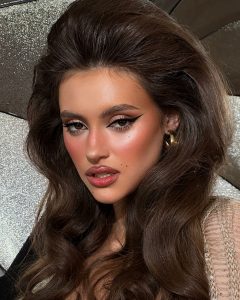 Birthday Makeup: 27 Glamorous and Fun Ideas for Every Celebration