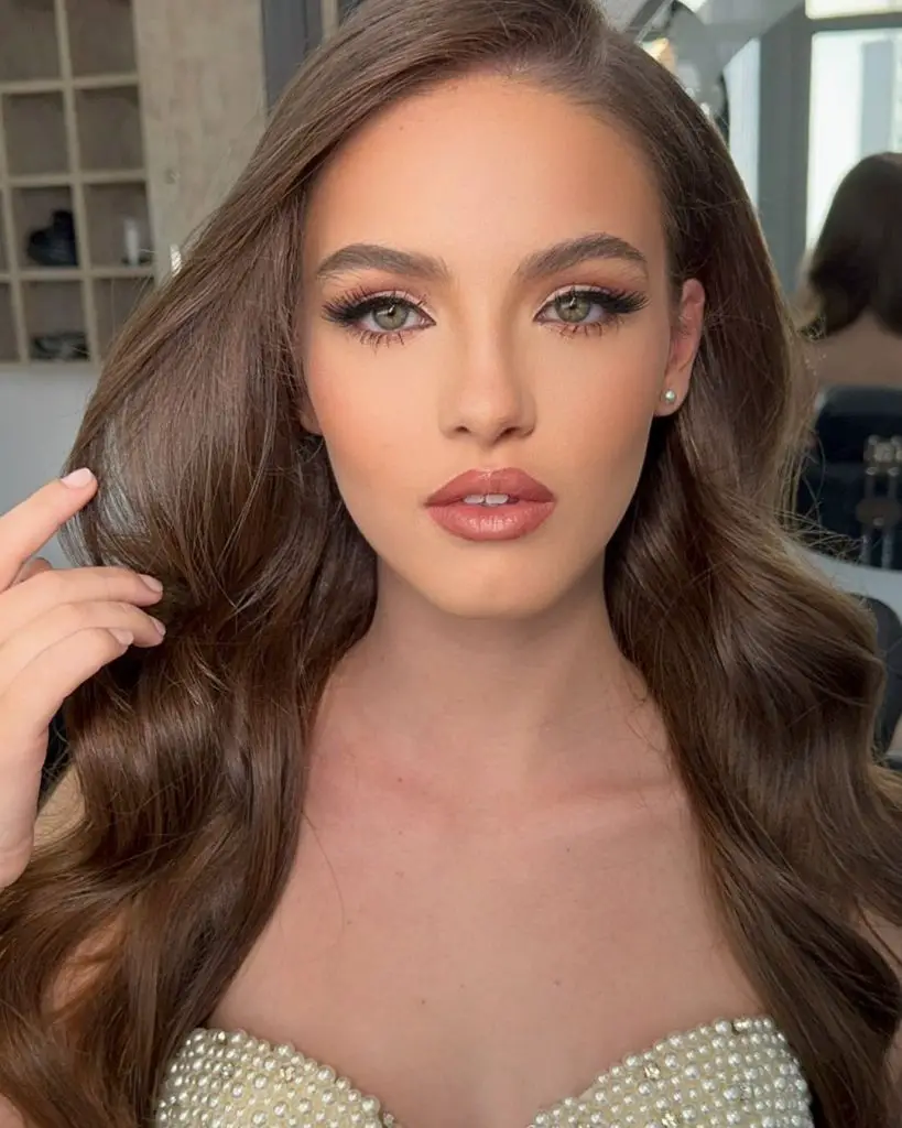Simple Eye Makeup: 29 Easy and Stunning Ideas for Every Occasion