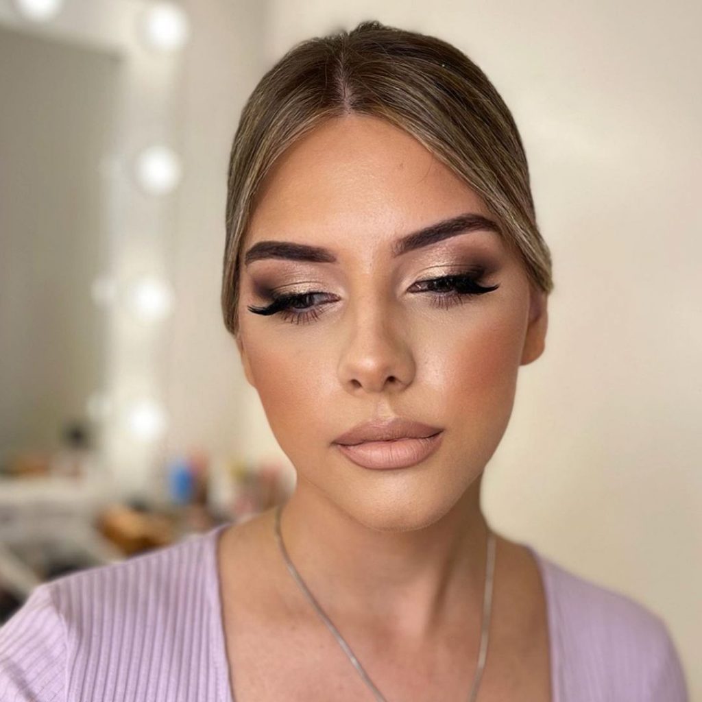 31 Stunning Gold Eye Makeup Looks - Perfect for Weddings, Prom, and ...