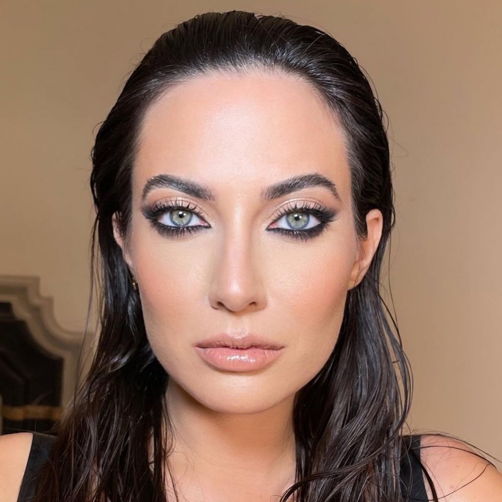 Under Eye Makeup: 25 Bright and Bold Ideas to Cover Dark Circles and ...