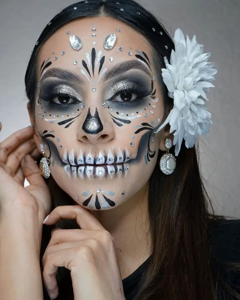 Catrina Makeup: 25 Stunning and Easy Ideas for a Mexican Halloween Look