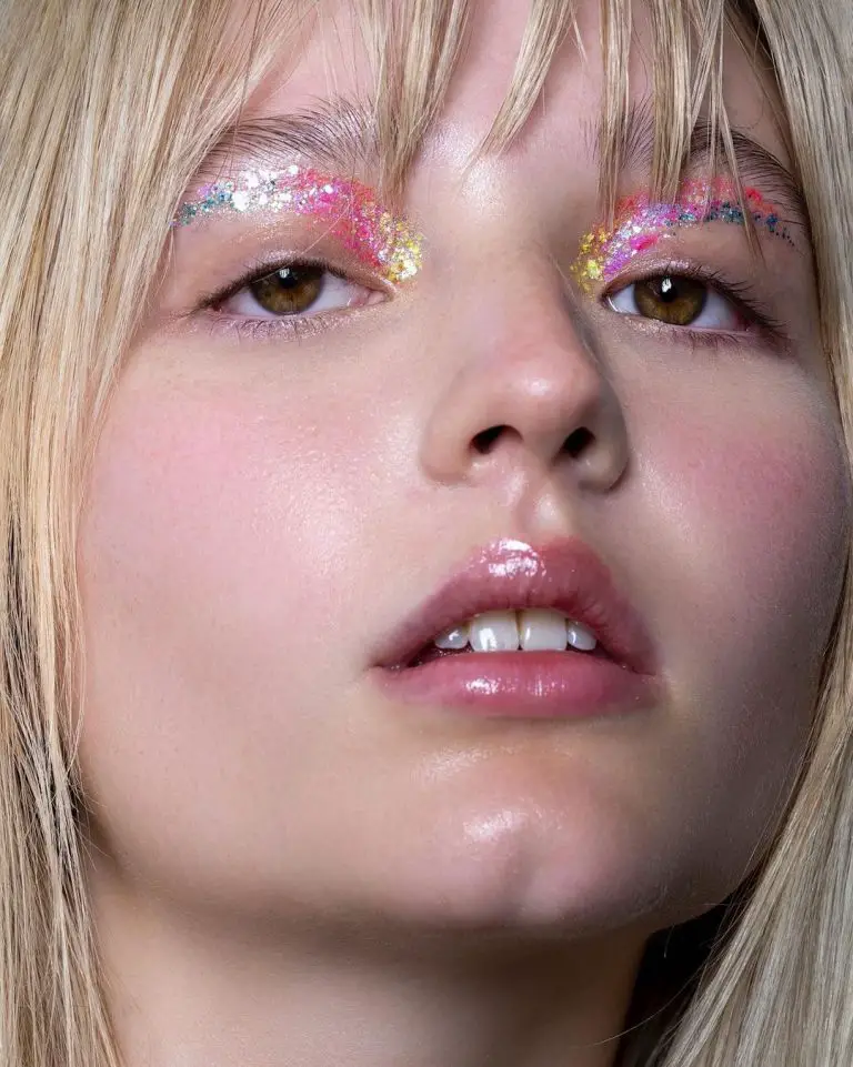 Glitter Eye Makeup: 25 Sparkling Ideas for Every Occasion