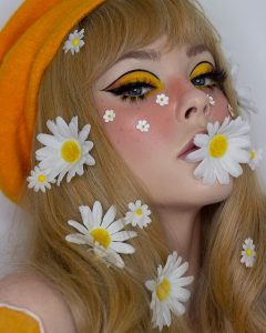 70s Eye Makeup: 27 Groovy Ideas - Disco, Hippie, and Glam Looks with ...