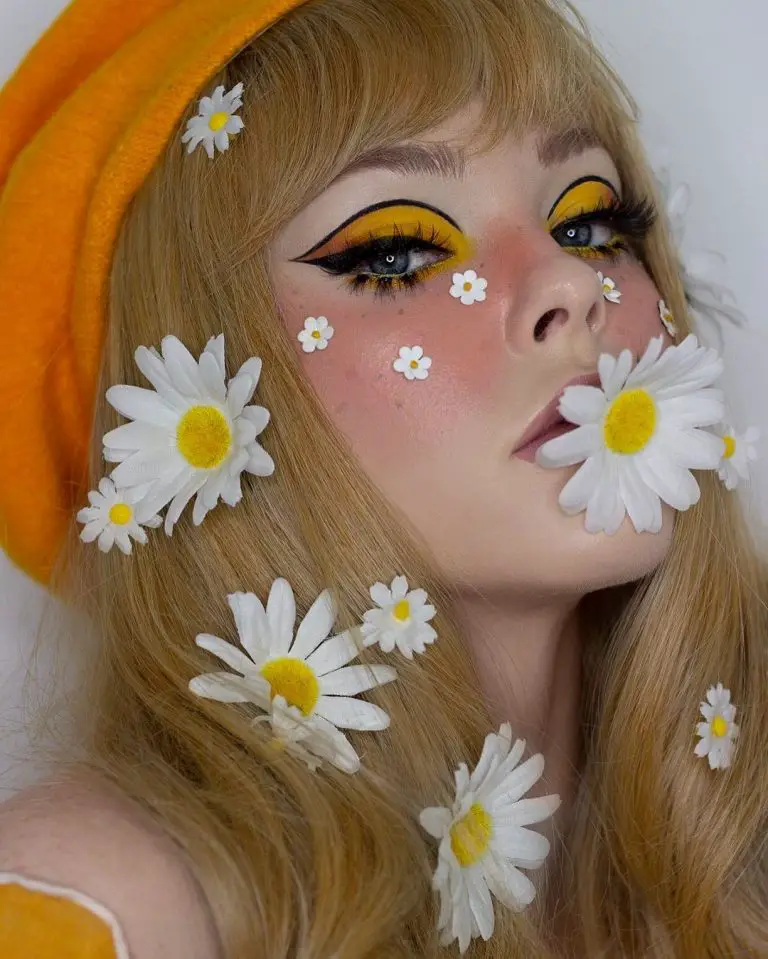 70s Eye Makeup: 27 Groovy Ideas - Disco, Hippie, and Glam Looks with ...