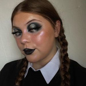 27 Easy Wednesday Addams Makeup Ideas: Tutorials and DIY Inspiration ...