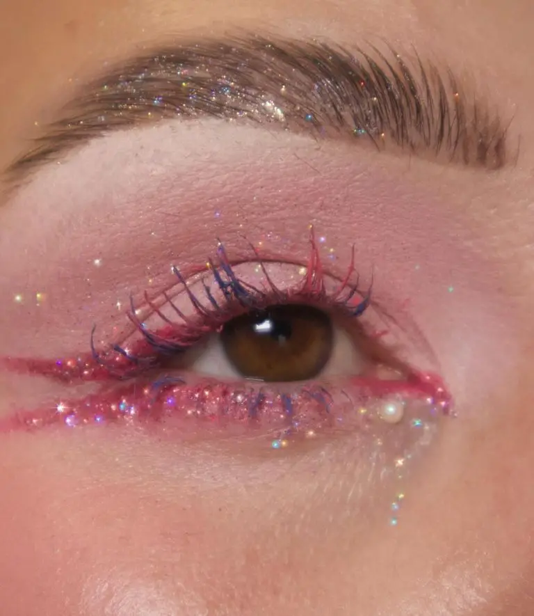 27 Euphoria Makeup Looks: Inspired by Maddie, Jules, Rue, and Cassie ...