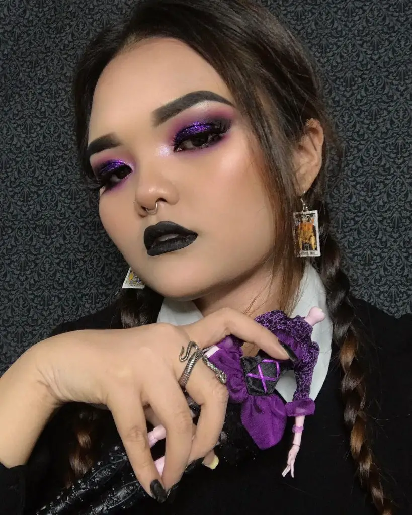 27 Easy Wednesday Addams Makeup Ideas: Tutorials and DIY Inspiration ...