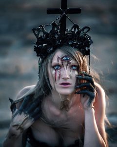 27 Death Makeup Ideas: Trendy, Easy Halloween Looks for Women and More