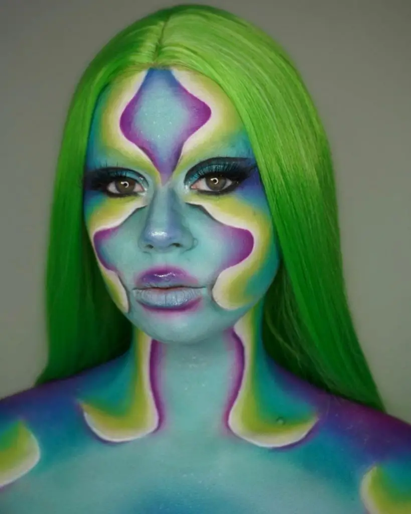 25 Alien Makeup Ideas: Futuristic, Easy, and Artistic Looks for ...