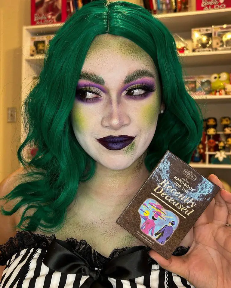 Beetlejuice Makeup: 25 Glam and Spooky Ideas for an Unforgettable ...