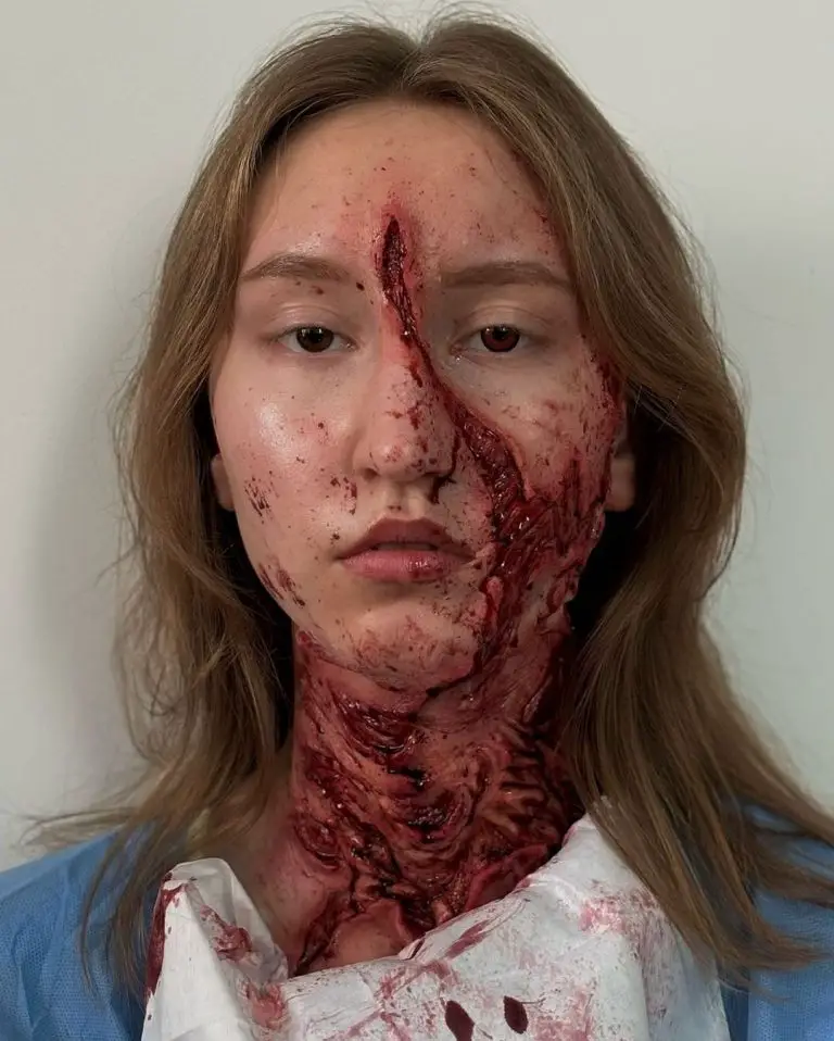 Terrifying Makeup: 27 Ideas for Halloween and Beyond