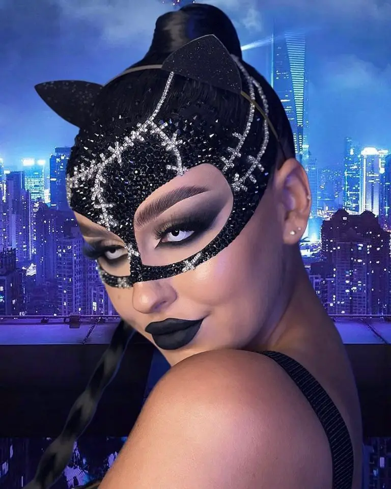 25 Catwoman Makeup Ideas: Easy Halloween Tutorials for a Fierce Look