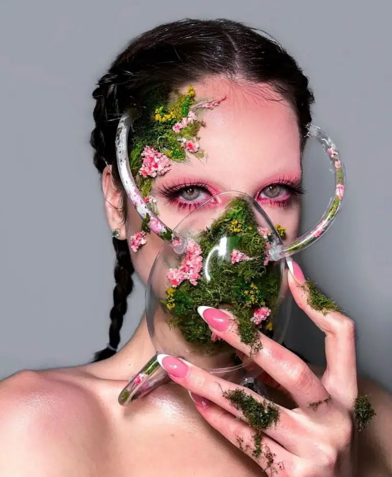25 Scary Surgical Victim Makeup Ideas for Halloween - Creative and ...