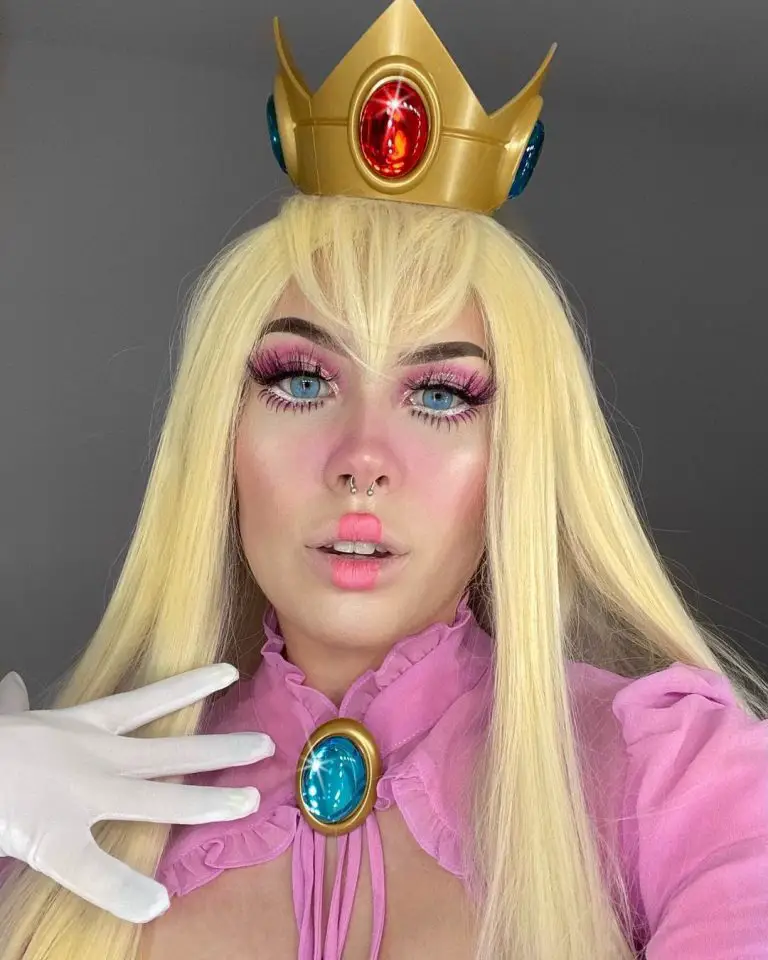 Simple Halloween Makeup: 25 Ideas for Effortless Spooky Looks - owixiwo.com