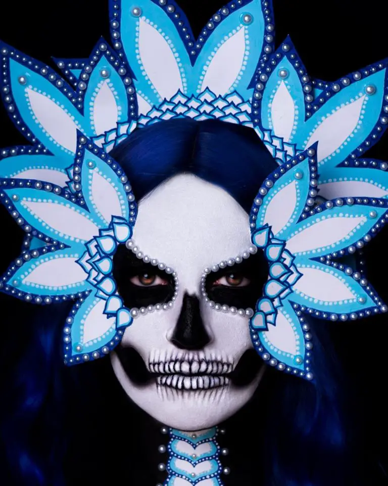 Santa Muerte Makeup: 29 Unique and Spooky Ideas for an Amazing ...