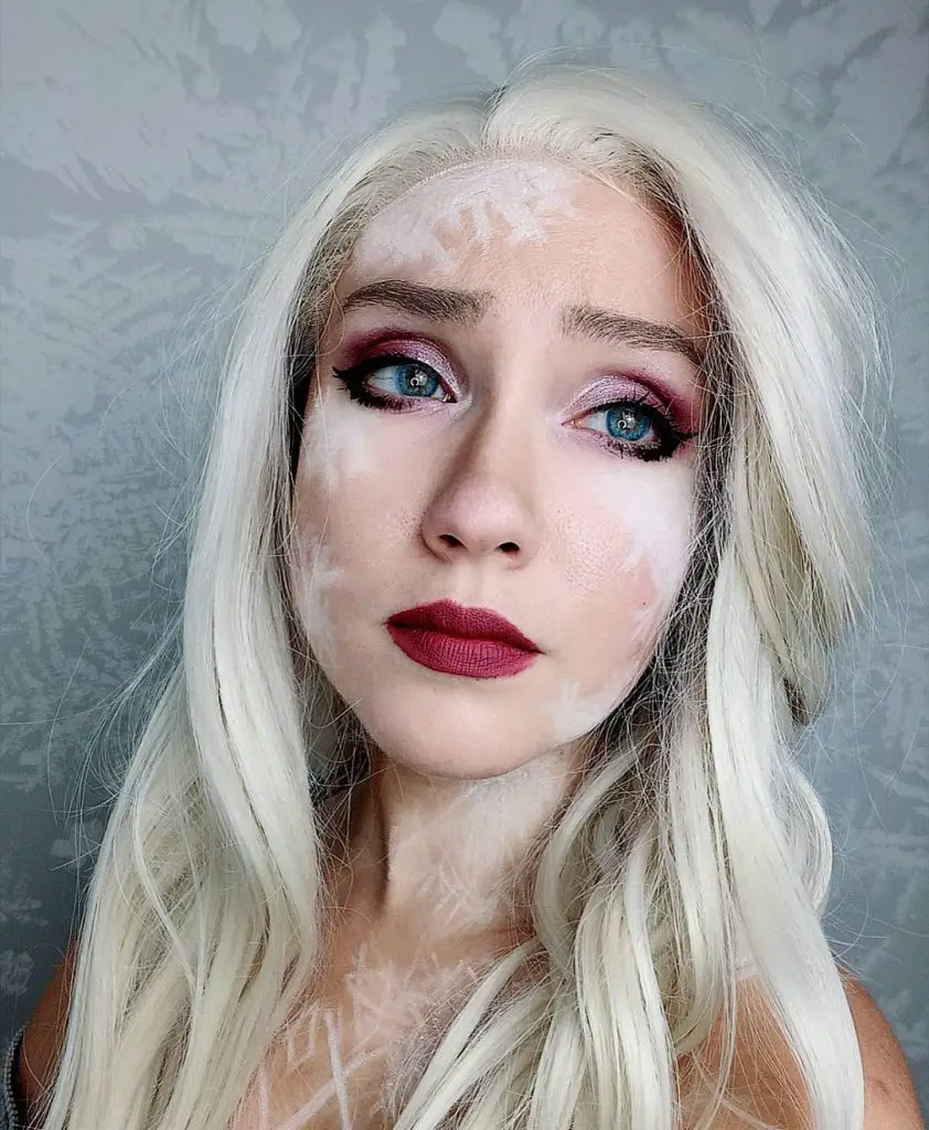 25 Enchanting Elsa Makeup Ideas: Transform into the Ice Queen - owixiwo.com