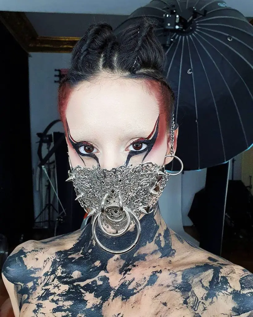 25 Alien Makeup Ideas: Futuristic, Easy, and Artistic Looks for ...