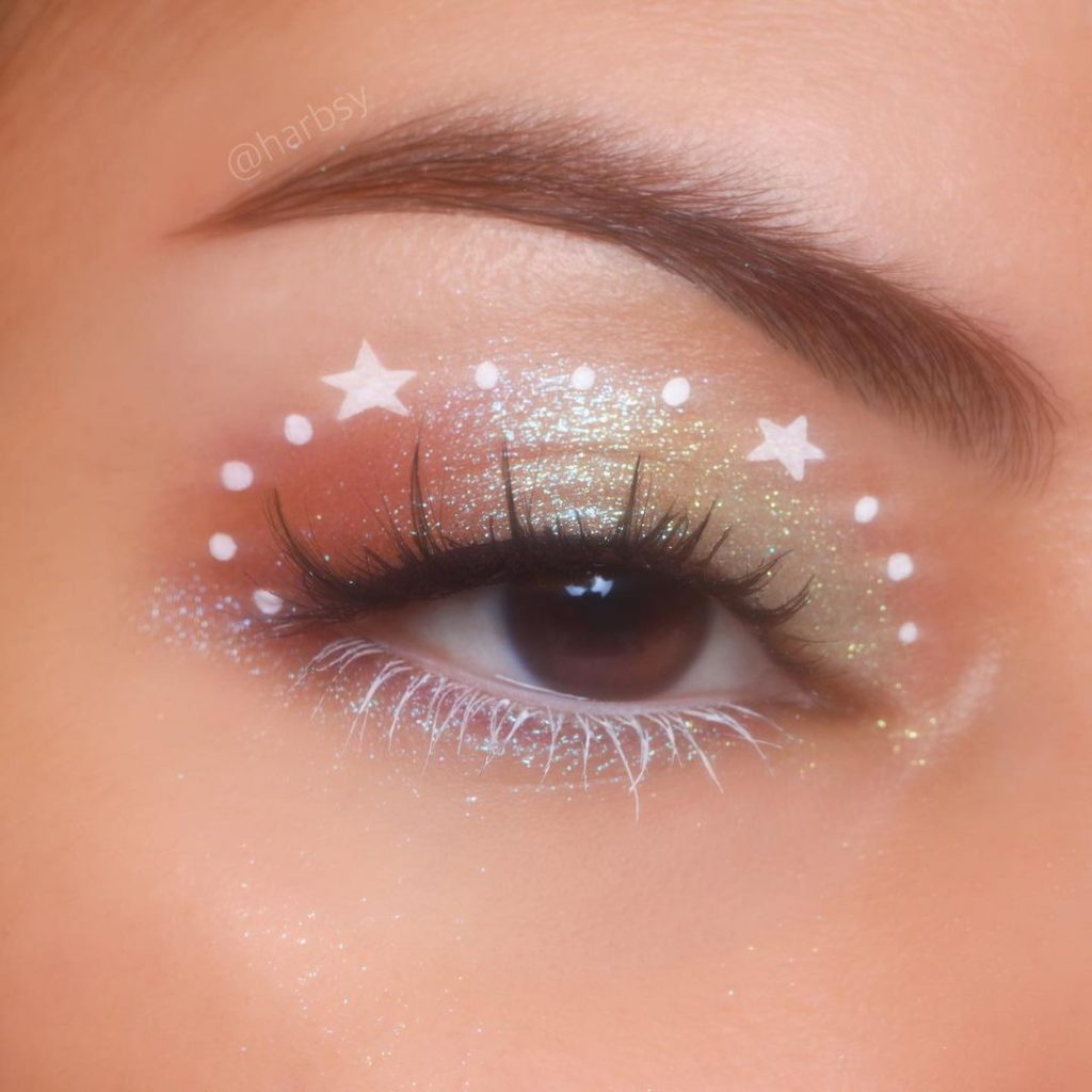 Star Makeup: 29 Ideas for Every Occasion and Style