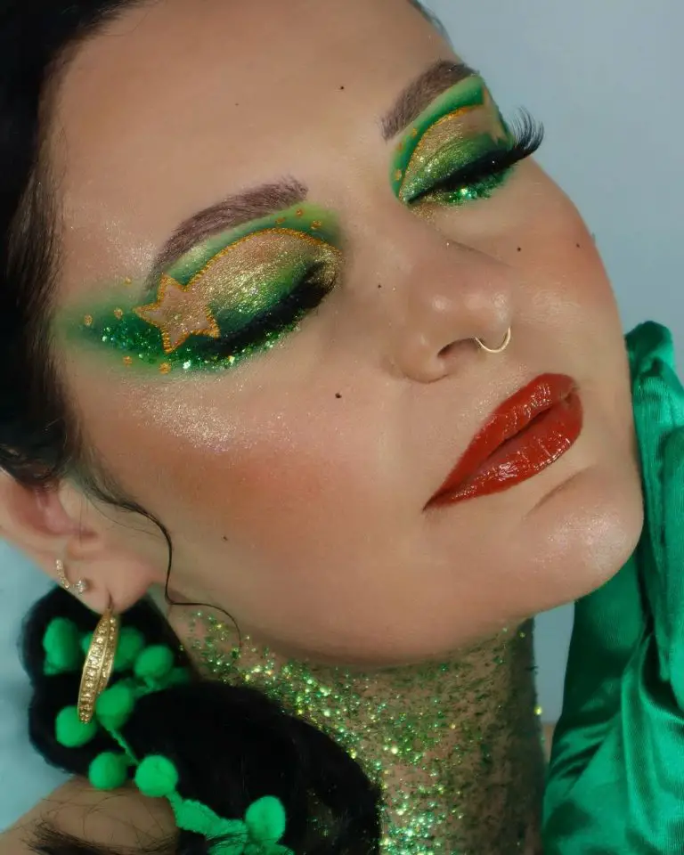 Star Makeup: 29 Ideas for Every Occasion and Style