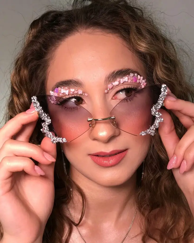 Butterfly Makeup: 25 Creative Ideas for a Stunning Look