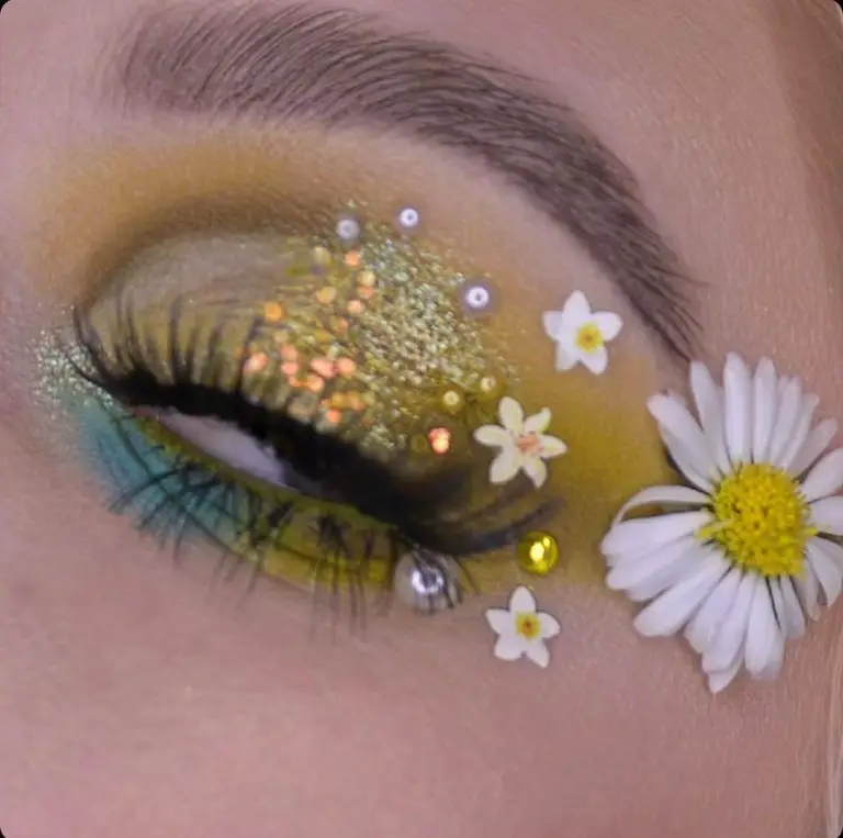 Flower Halloween Makeup: 29 Ideas for Blooming Halloween Styles ...