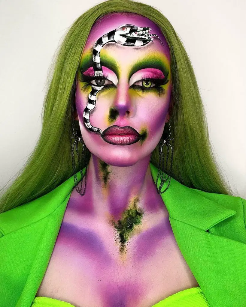 Beetlejuice Makeup: 25 Glam and Spooky Ideas for an Unforgettable ...