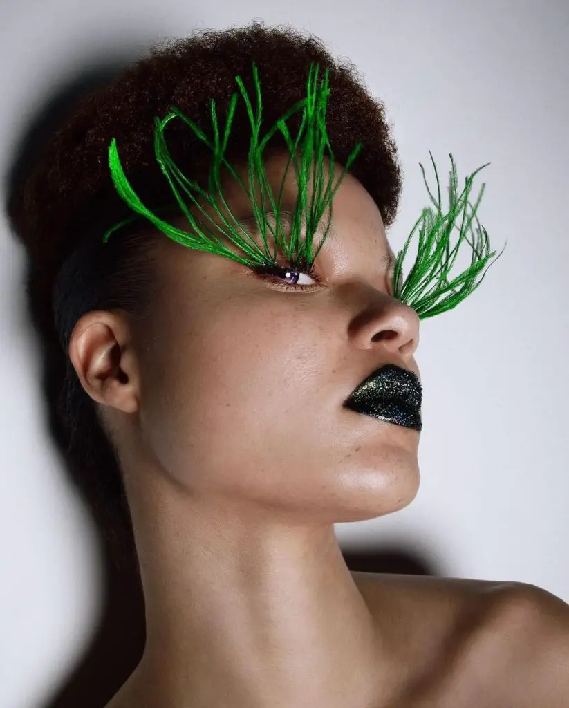 25 Alien Makeup Ideas: Futuristic, Easy, and Artistic Looks for ...