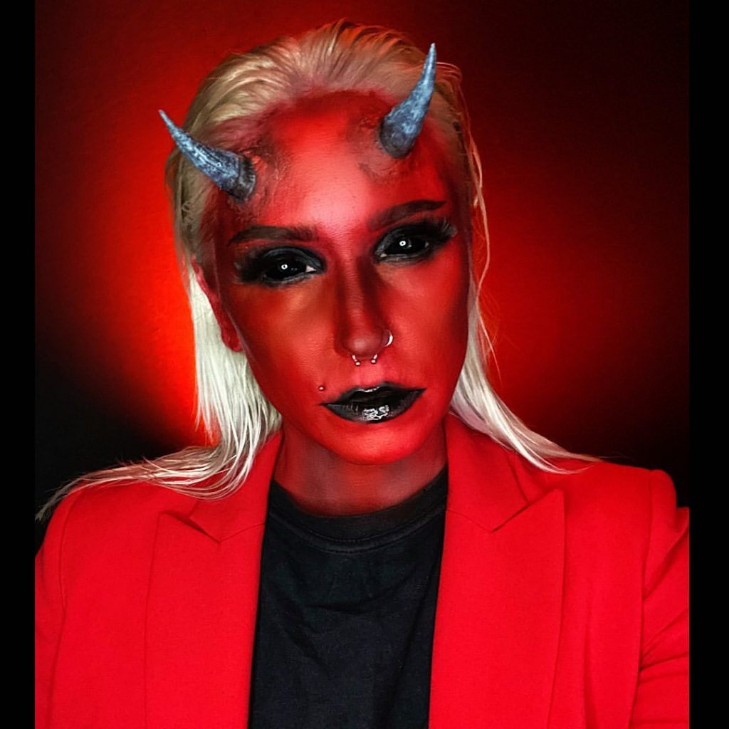 27 Sinister Demon Makeup Ideas: Dark and Easy Looks for Halloween