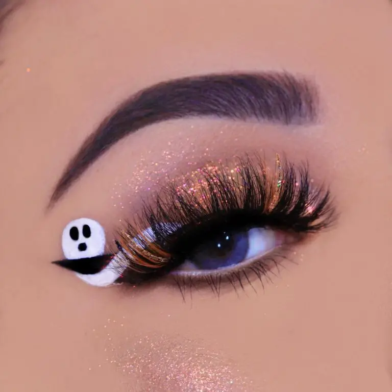 25 Ghost Makeup Ideas: Easy, Pretty, and Spooky Looks for Halloween