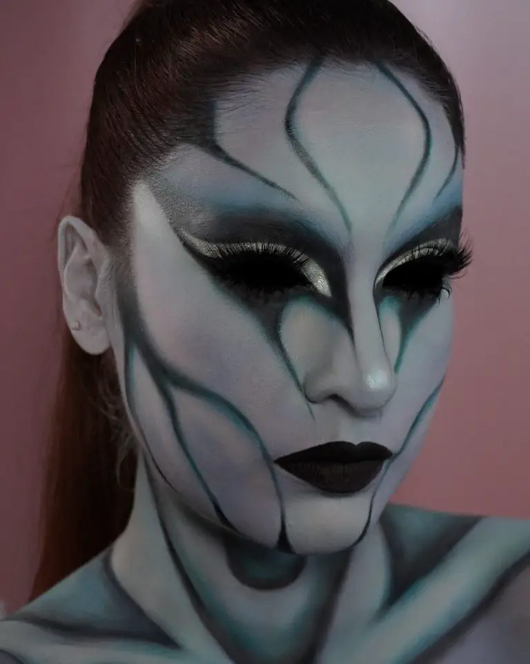 25 Alien Makeup Ideas: Futuristic, Easy, and Artistic Looks for ...
