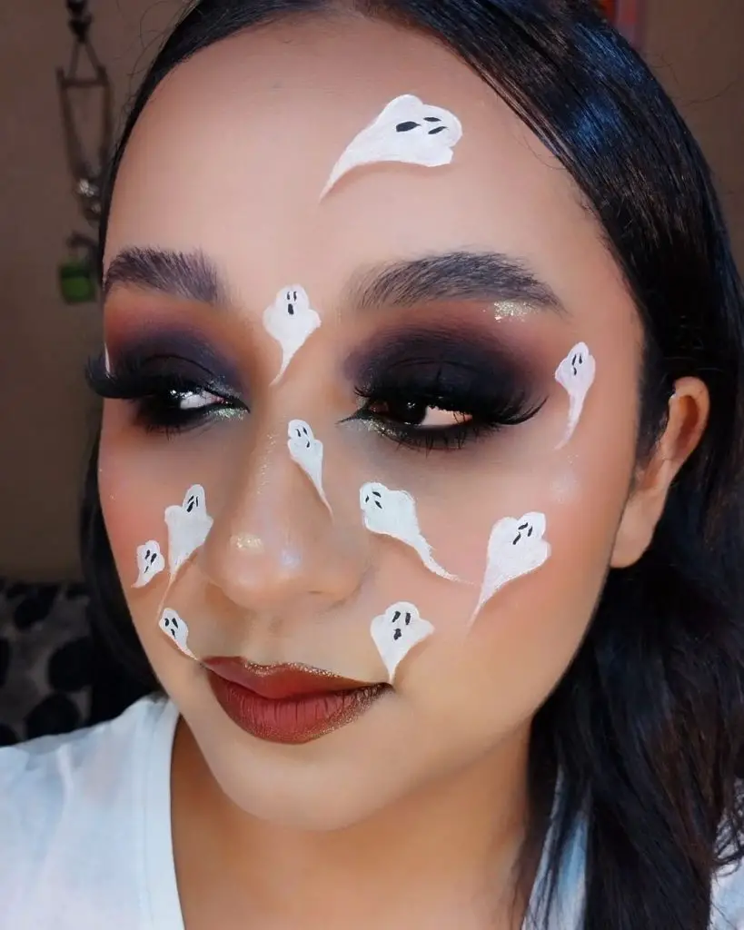 25 Ghost Makeup Ideas: Easy, Pretty, and Spooky Looks for Halloween