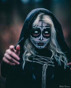27 Death Makeup Ideas: Trendy, Easy Halloween Looks for Women and More