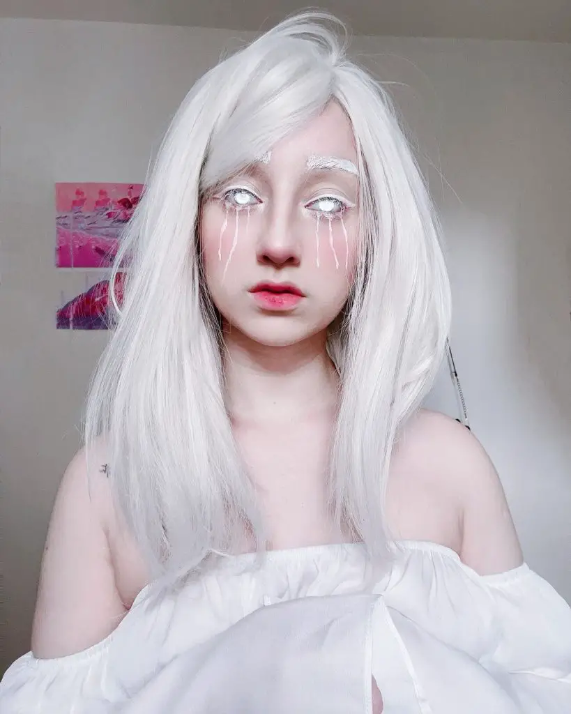 25 Ghost Makeup Ideas: Easy, Pretty, and Spooky Looks for Halloween