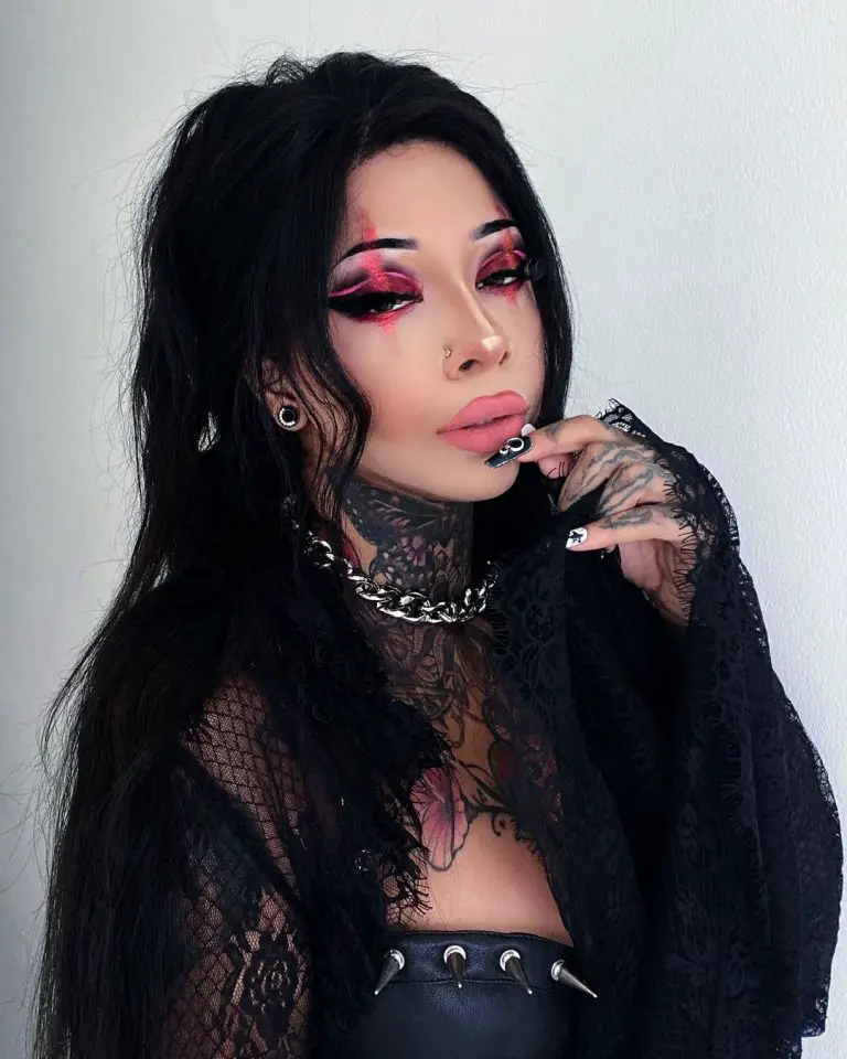 27 Ideas for Dark Halloween Makeup: Spooky and Creative Looks for Men ...