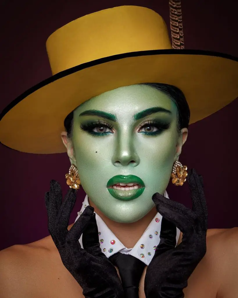 Green Halloween Makeup: 25 Creative and Spooky Ideas for Men, Women ...