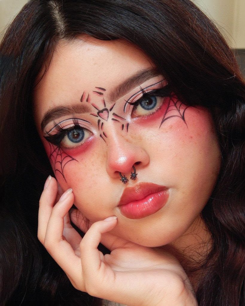 27 Spooky Makeup Ideas - Easy and Creative Looks for Halloween 2024