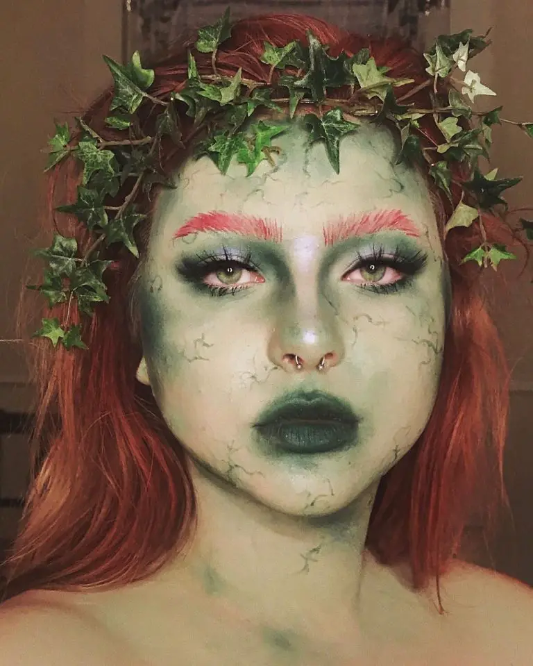 25 Vampire Makeup Ideas for Men: Easy and Gothic Looks for Halloween