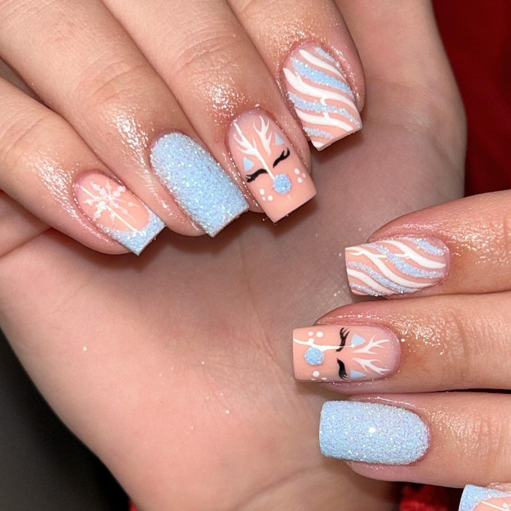 December Nail Trends: Festive Christmas Designs and Elegant Winter ...